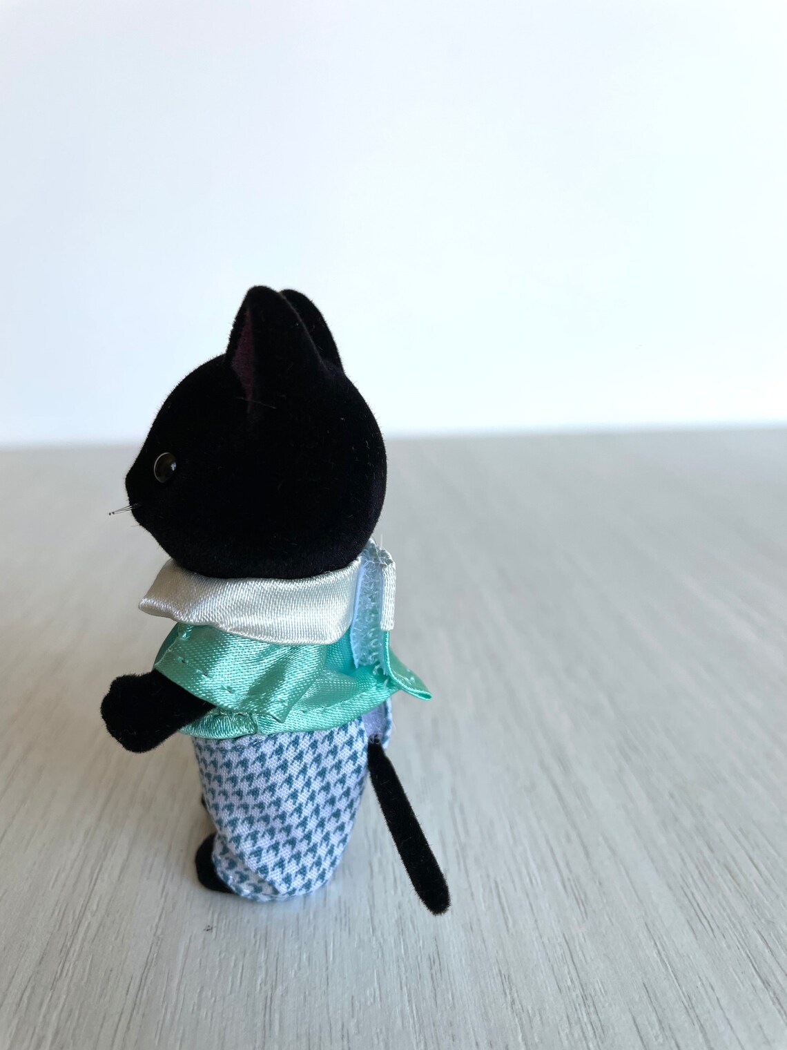 Sylvanian Families, Calico Critters Midnight Cat Family With Custom ...