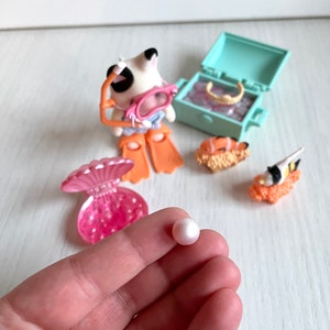 Calico Critters Seaside Treasure Set, Snorkle and Flippers With Lily ...