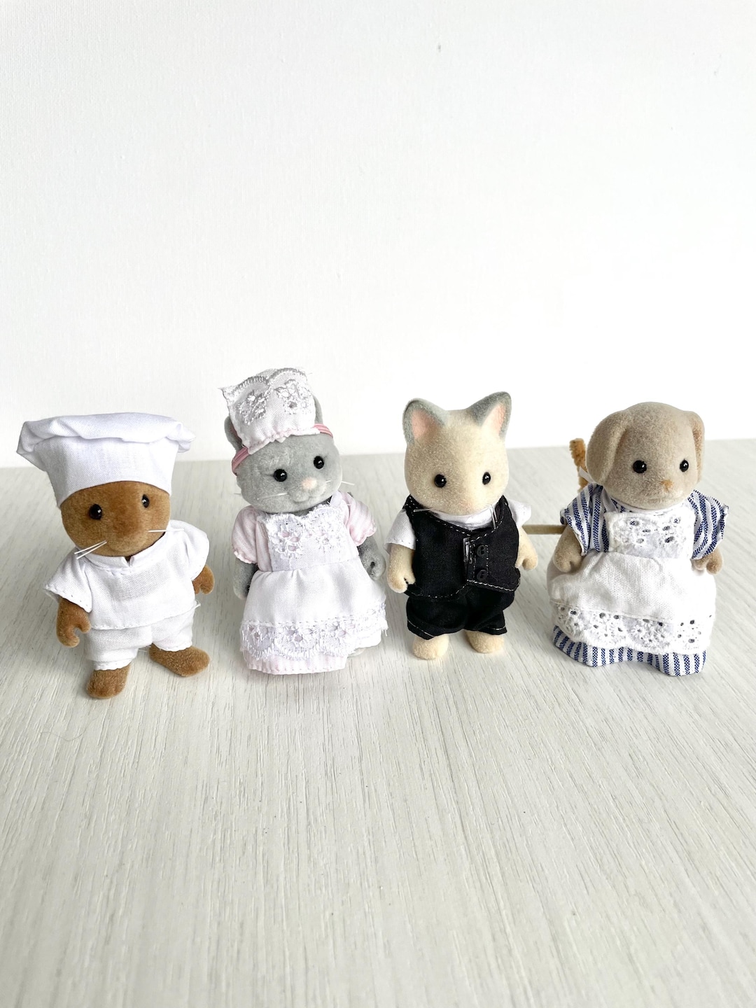 Sylvanian Families Vintage Basil Chef Brown Hazelwood Mouse, Mr ...