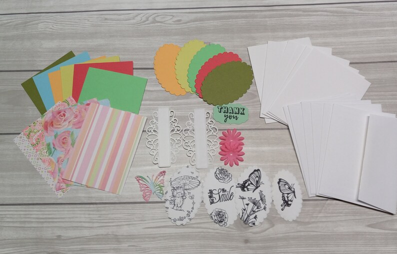 Color Me Stamped Gretting Cards, Color and Assemble Greeting Card Kit ...