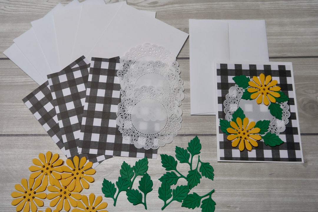 Black and White Checkered Flower Card Kit, Floral Card Kit, Flower and ...