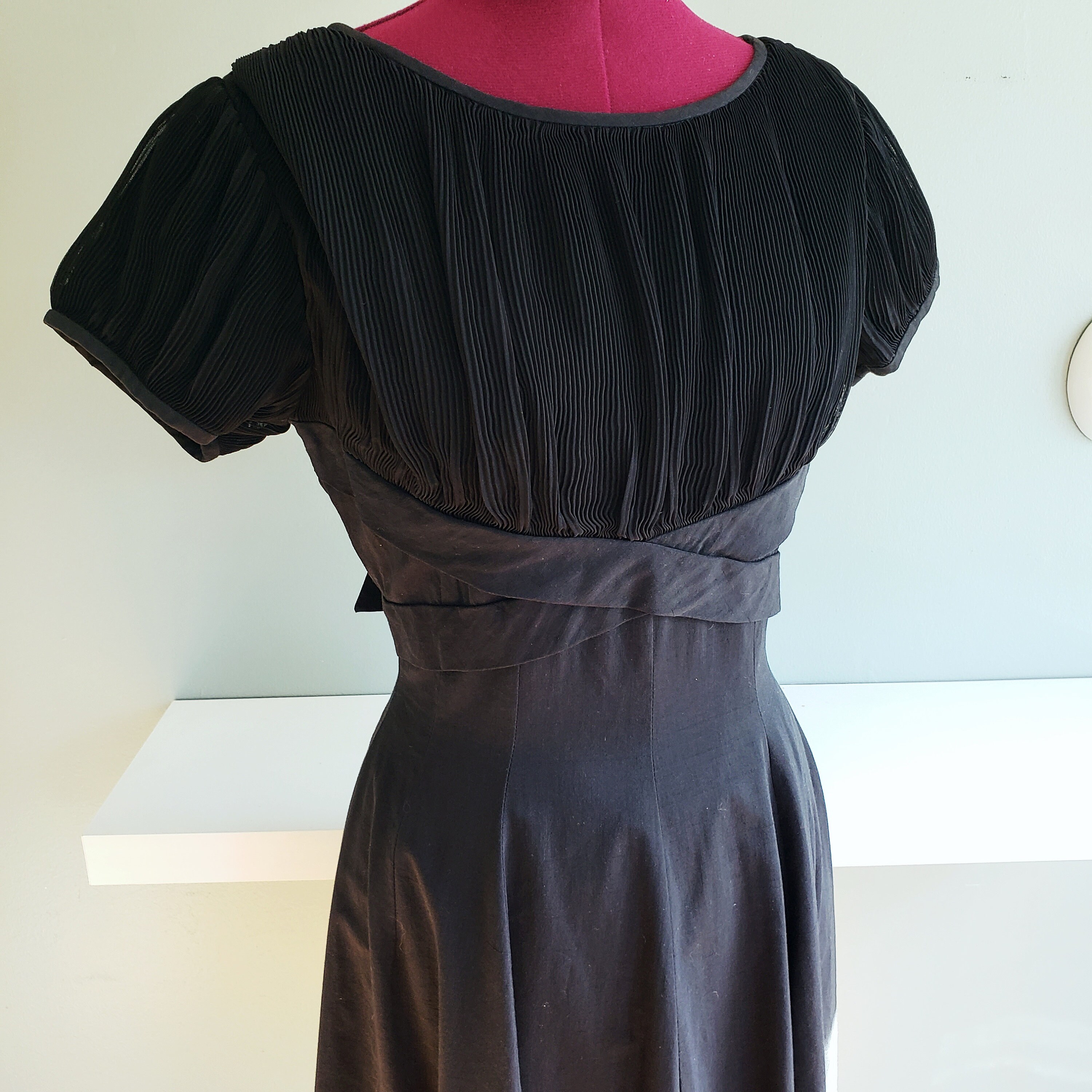 Vintage 40s Black Dress XS/S Goth Pinup True Vintage - Etsy