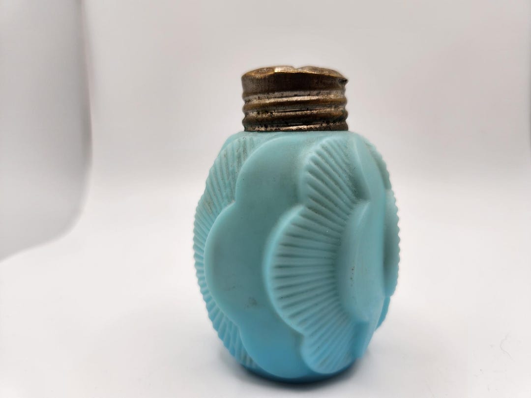 Dithridge and Sons Company,1871-1901, Sunset Shaker Antique Blue ...