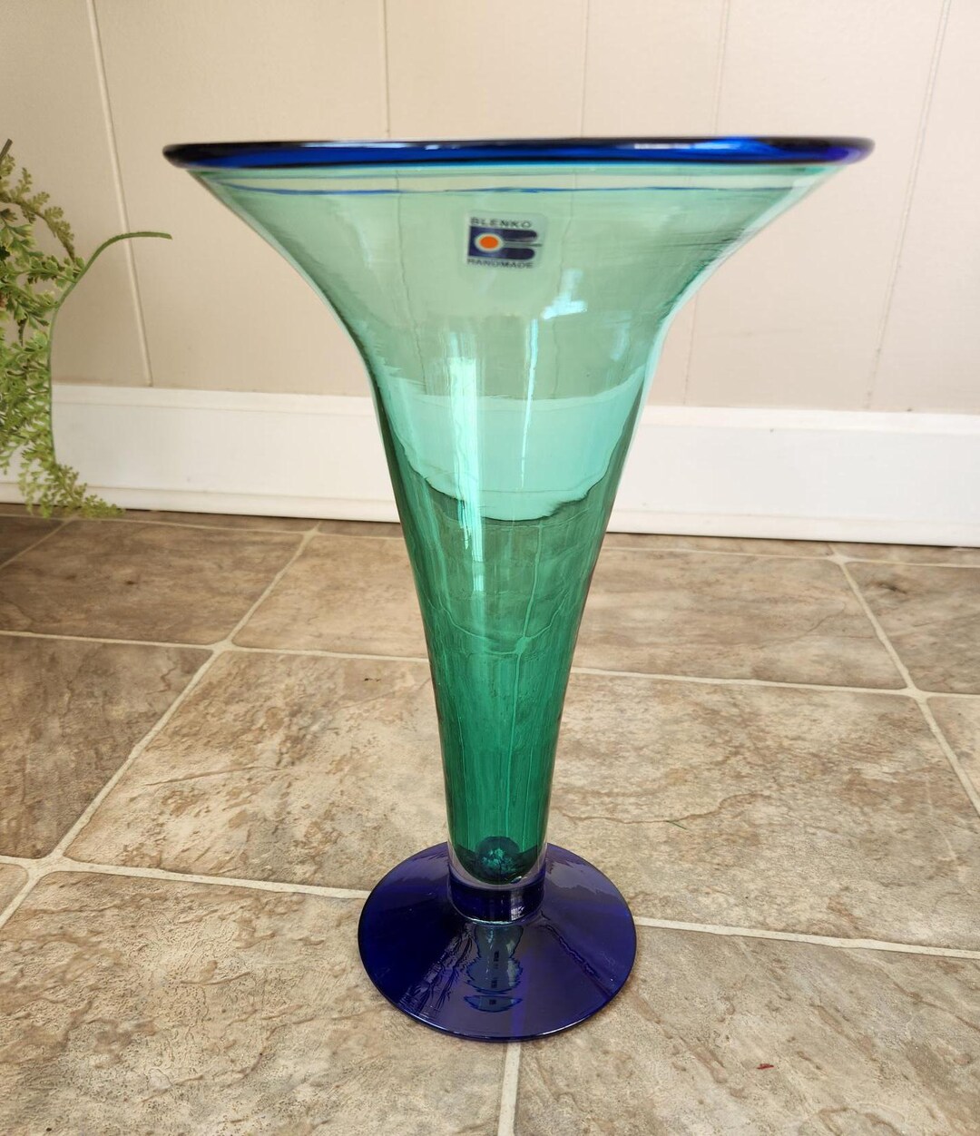 Vtg Blenko Vase Hand Blown 12" Tall Collectible Glass Home Decor Floral ...