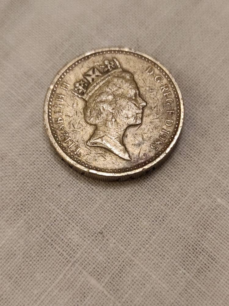 RARE 1985 One Pound Coin Gales Lero PLEIDIOL WYF I'M Gwlad Upside Down ...