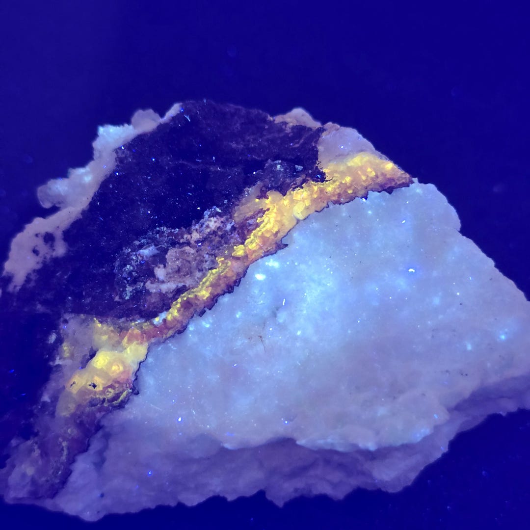 Uv-reactive Blue Fluorite and Druzy Selenite and Aragonite Cluster ...