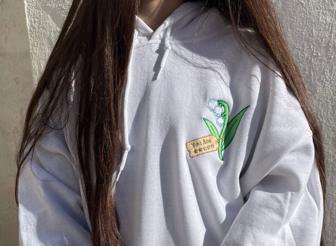 5 Stars Lily of the Valley ACNH Hoodie / Embroidery Hoodie - Etsy