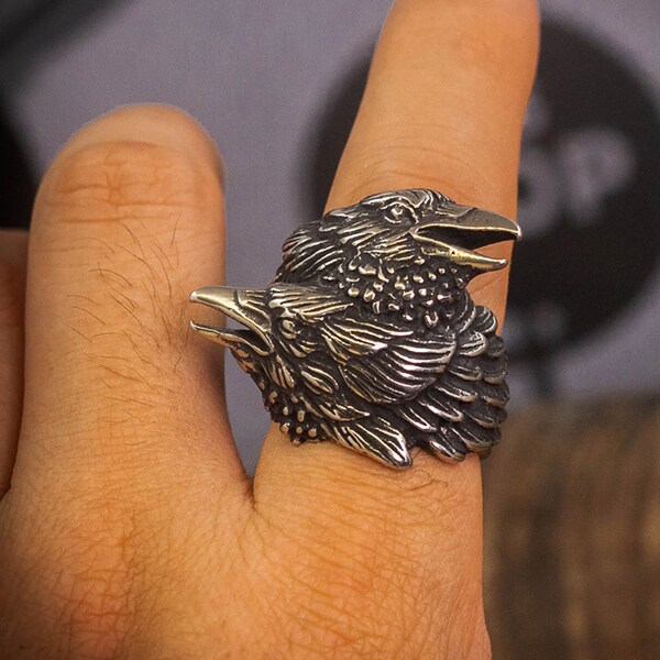 Raven Ring - Etsy