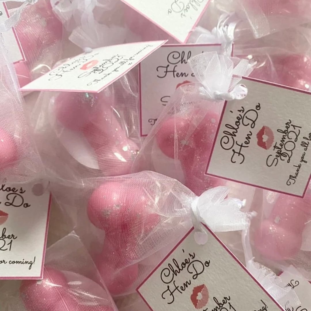 Hen Party Favours, Hen Do Gifts, Bridal Party Bags, Willy Wax Melts ...