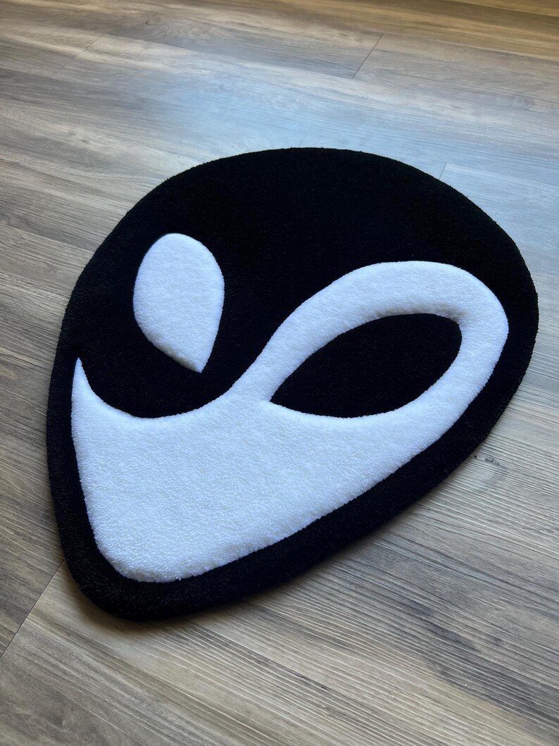 Alien Ying Yang Custom Tufted Rug - Etsy