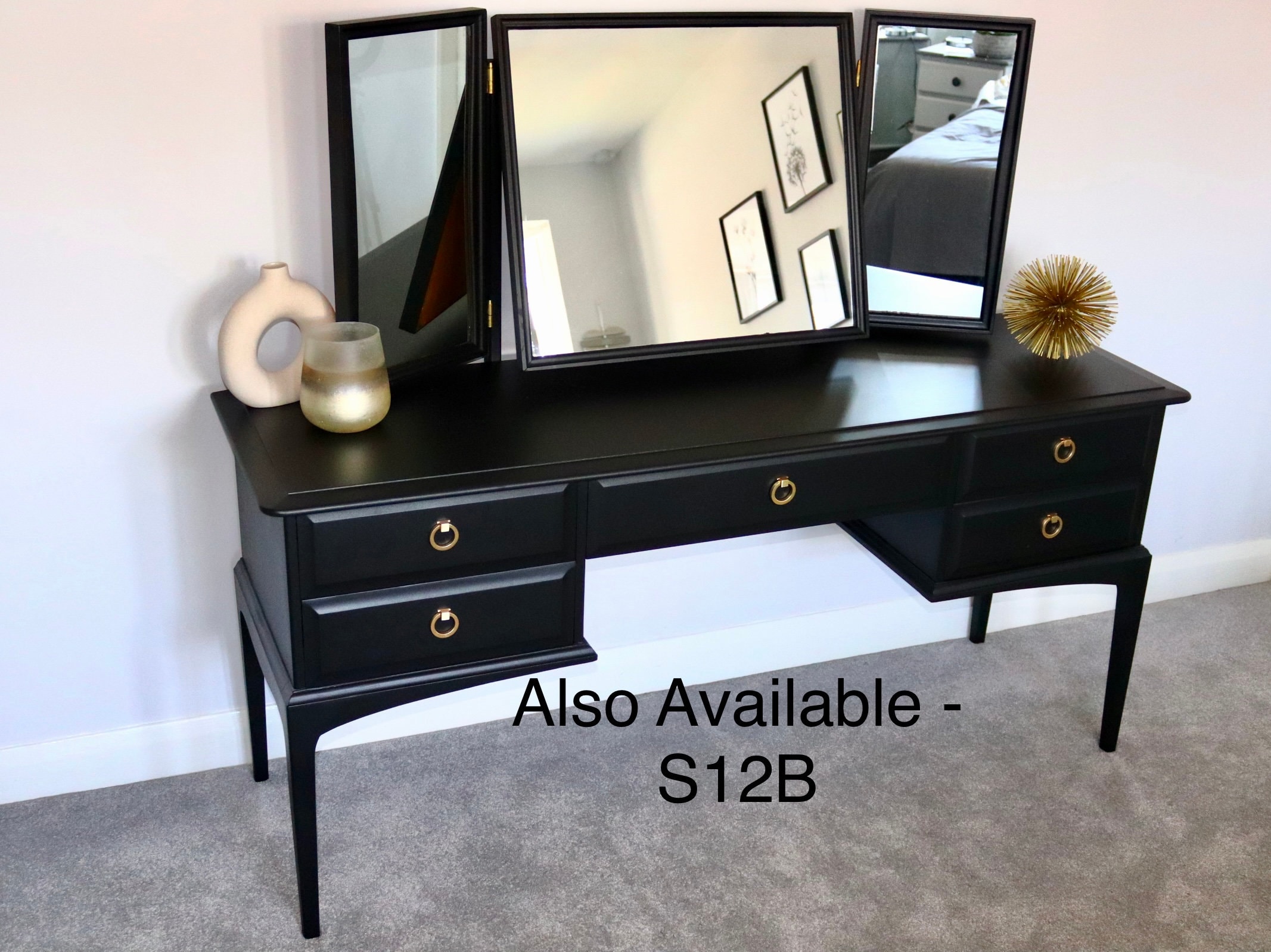 Stag Minstrel 5 Drawer Dressing Table, Matching Stool & Triple Mirrors ...