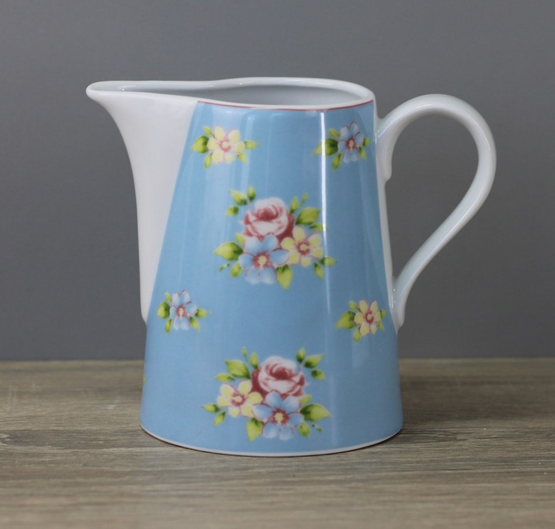 Creatable Creatable Emily Milk Jug Milk Pourer Cream Pourer Height 10.2 ...