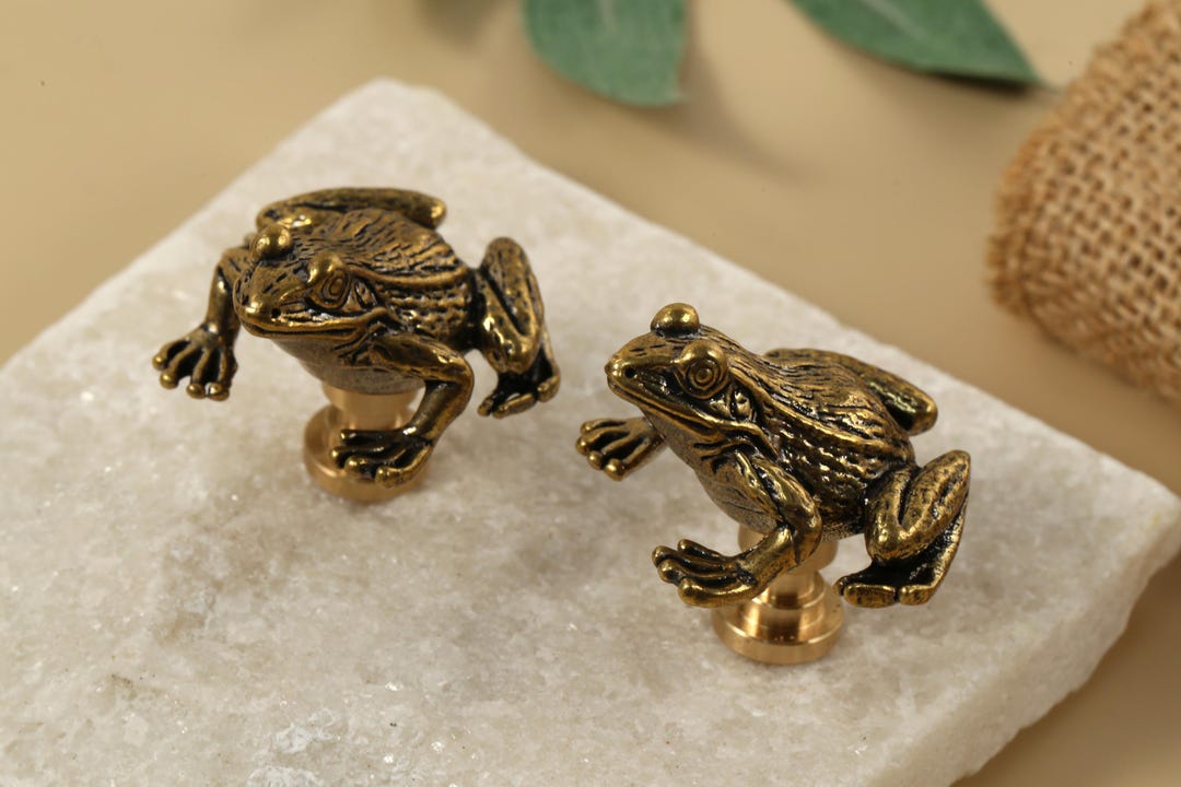 Solid Brass Antiqued Bronze Frog Knobs Pulls Dresser Knob Pull Handles ...