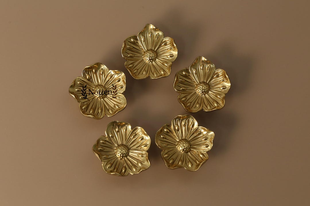 Brass Sakura Cherry Blossom Knobs Pulls Dresser Knob Custom Engraved Handles Flower Drawer Knob ...