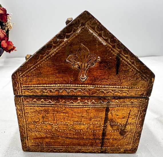 Vintage Florentine Wooden Gilded Box, Italian keepsak… - Gem
