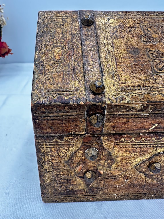 Vintage Florentine Wooden Gilded Box, Italian keepsak… - Gem