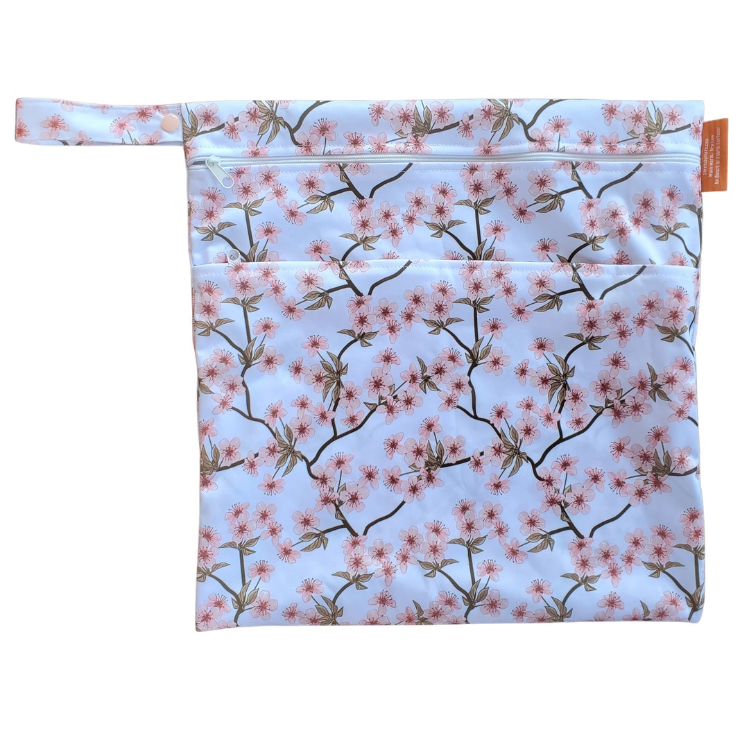 Wetbag on the Go Cloth Diaper Wet Bag - Etsy