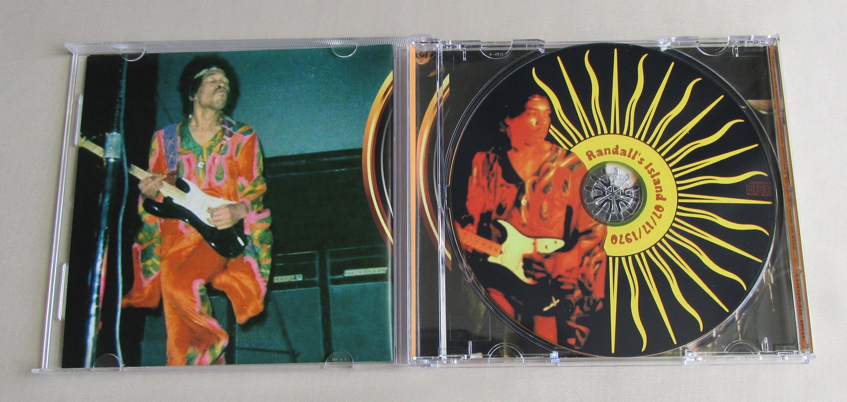 JIMI HENDRIX - Live at New York Pop Festival, Randall's Island 07/17 ...