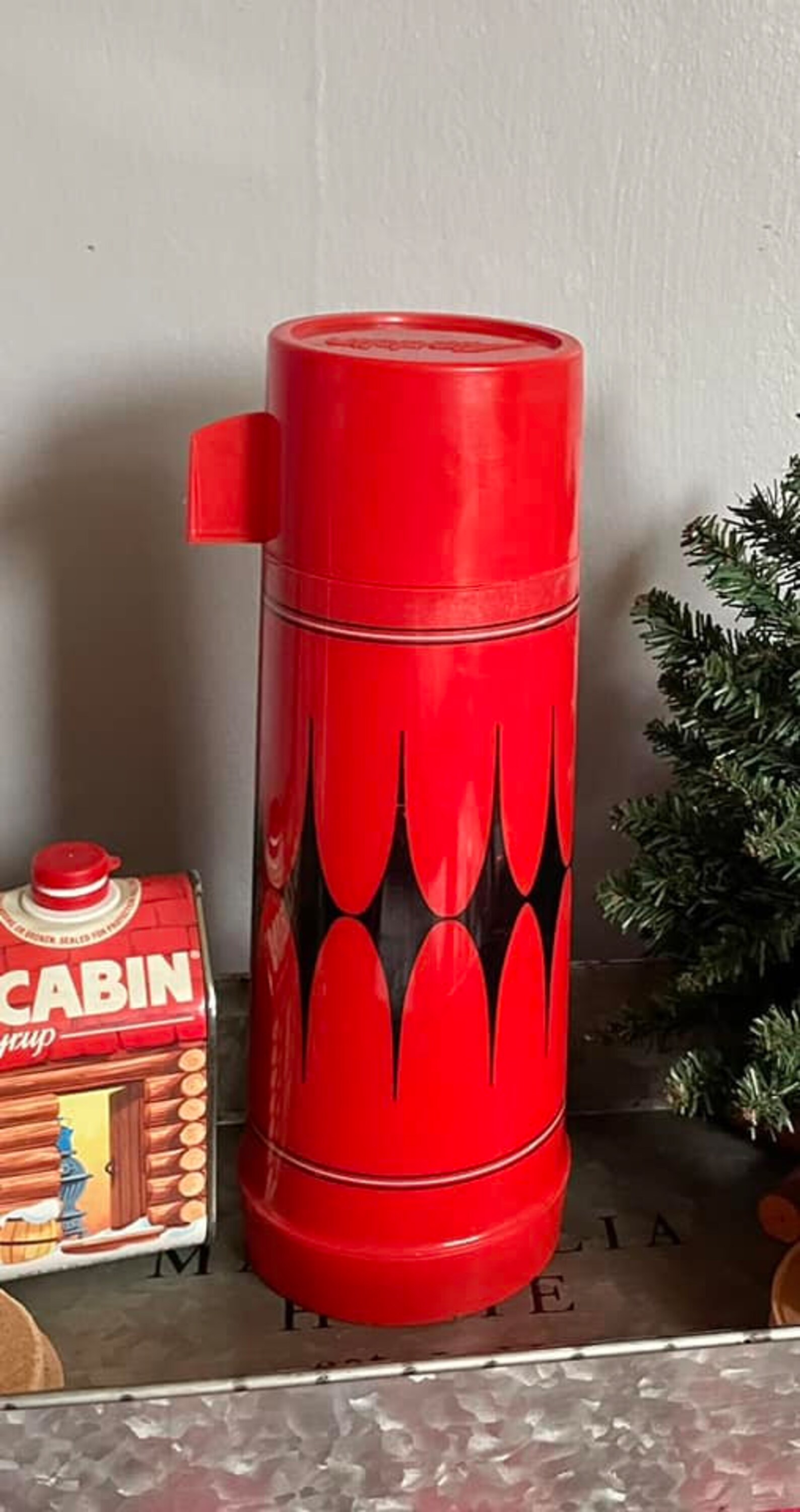 Vintage Aladdin Red Black Diamond Thermos Coffee Tea Cocoa Thermos Hot ...