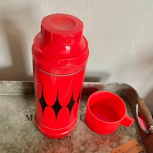 Vintage Aladdin Red Black Diamond Thermos Coffee Tea Cocoa Thermos Hot ...