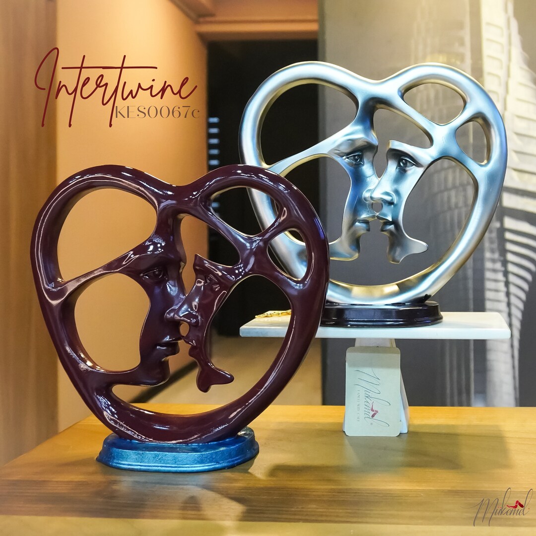 Intertwined Lovers Sculpture: Handmade Heart Bust Decoration - Etsy