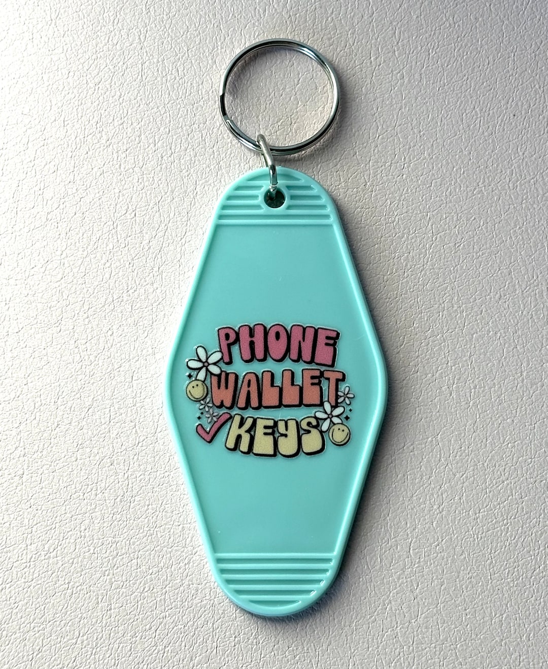 Phone Wallet Keys Keychain, Cute Retro Keychain, Car Accessory, Gift ...