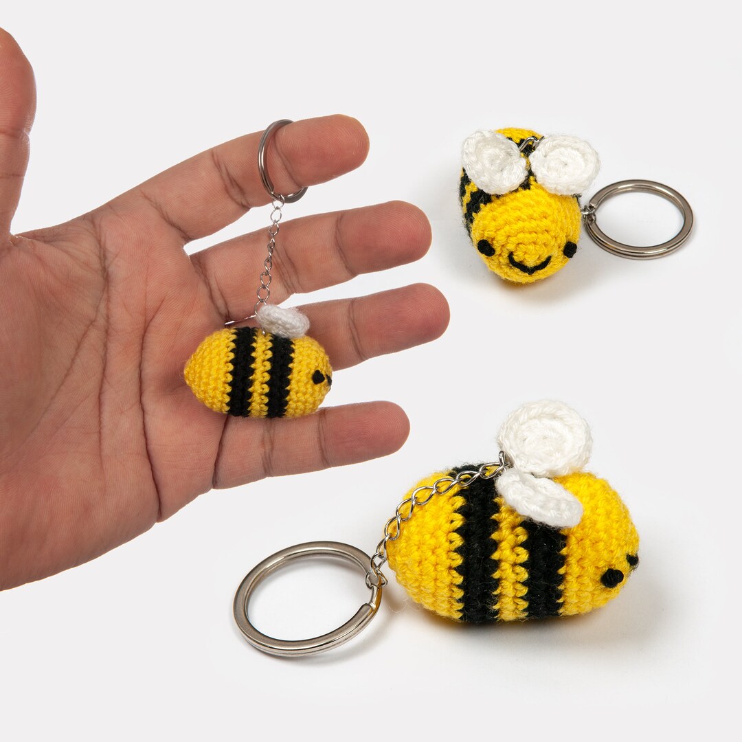 Bumblebee Keyring / Bee Keychain / Crochet Bumblebee / Summer Bumblebee ...