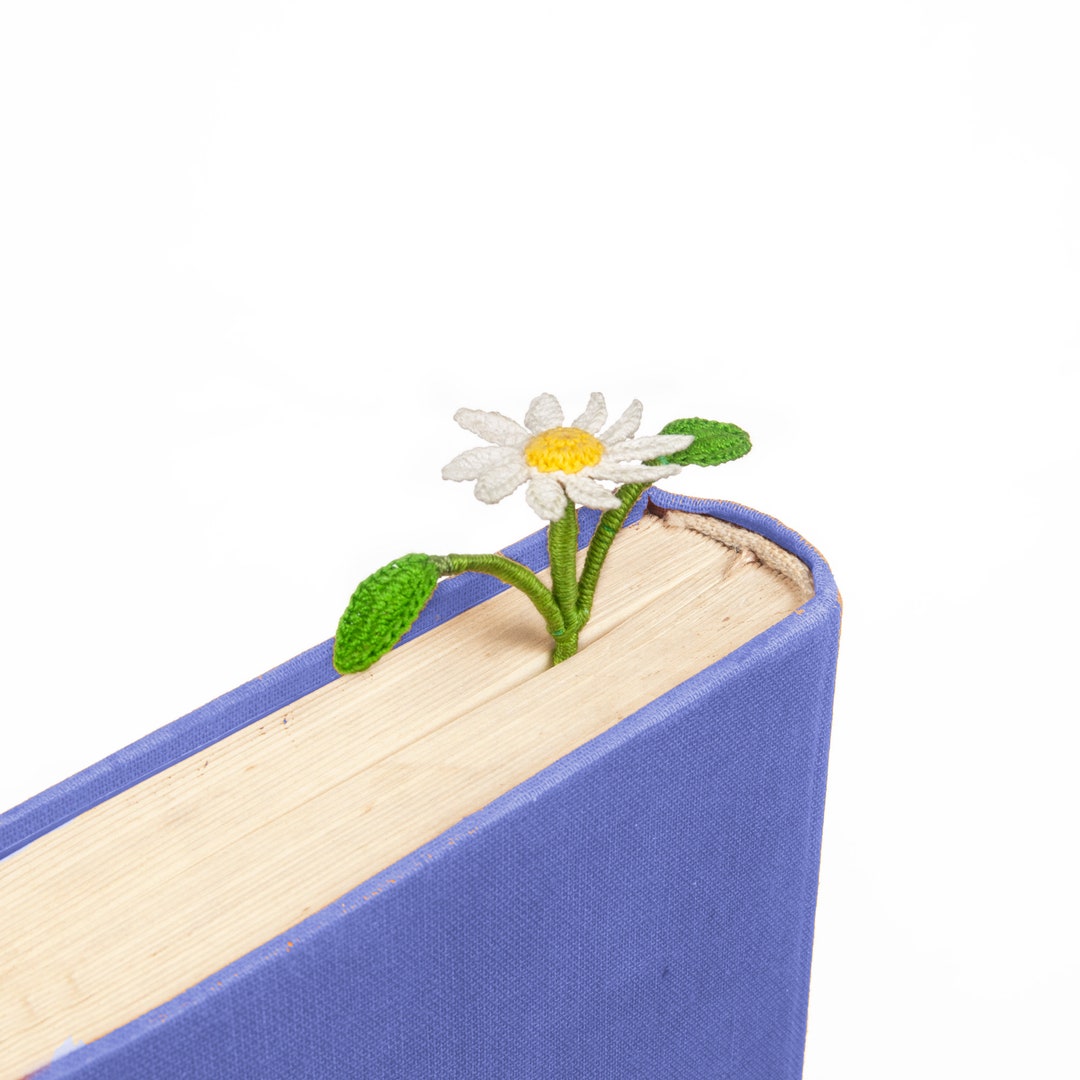 Micro Crochet Bookmark Green Leaves With Daisy Flower - Etsy
