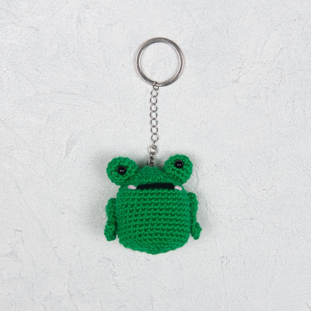 Handmade Crochet Amigurumi Green Frog Keychain - Etsy