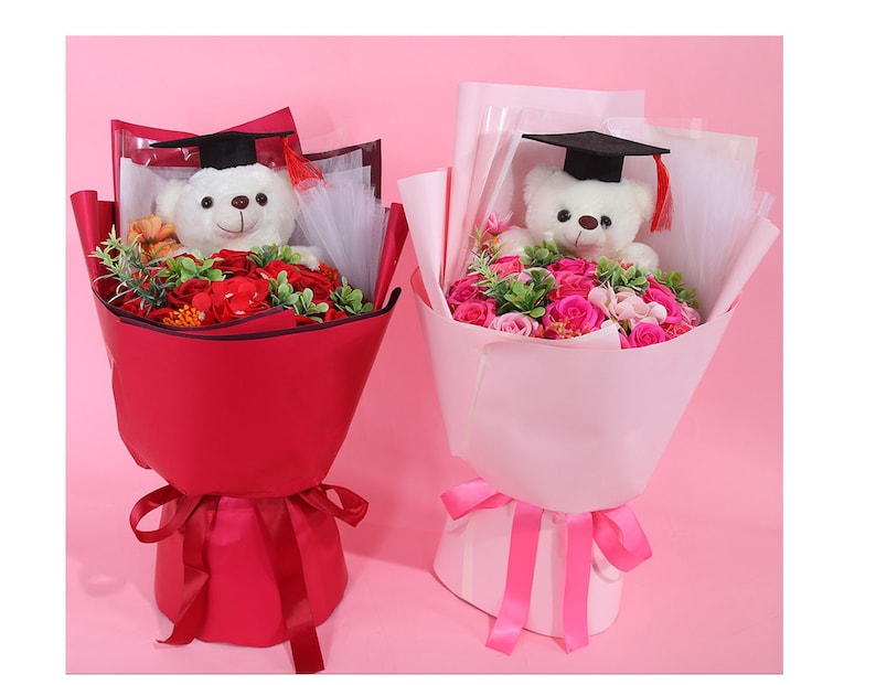 GRADUATION BEAR Gift BOUQUET Graduate Hat Teddy Bear Forever Roses ...