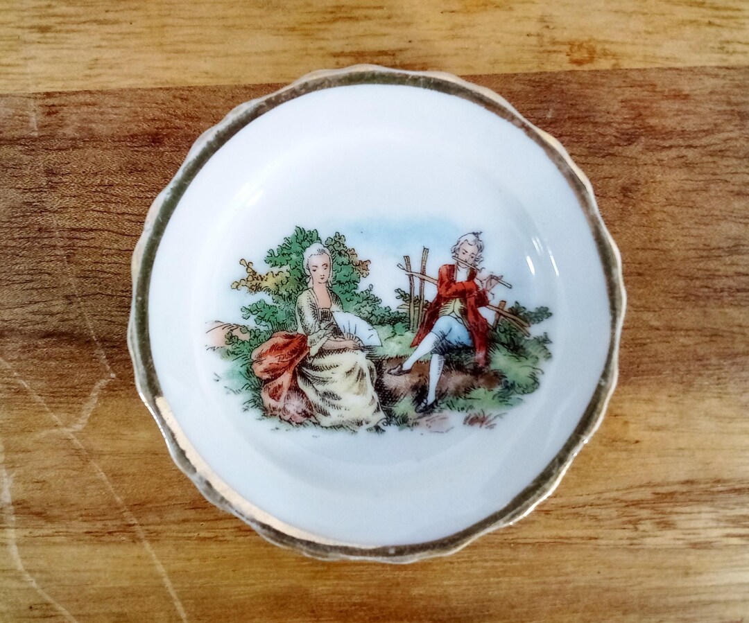 1940s Occupied Japan Butter Pat Plate / Colonial Couple Graphics ...