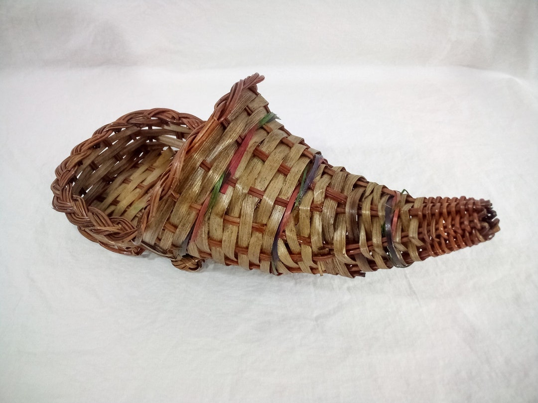 80s Mini Cornucopia Basket Shoe Shaped Basket / 12x6x5 / Garlic Holder ...