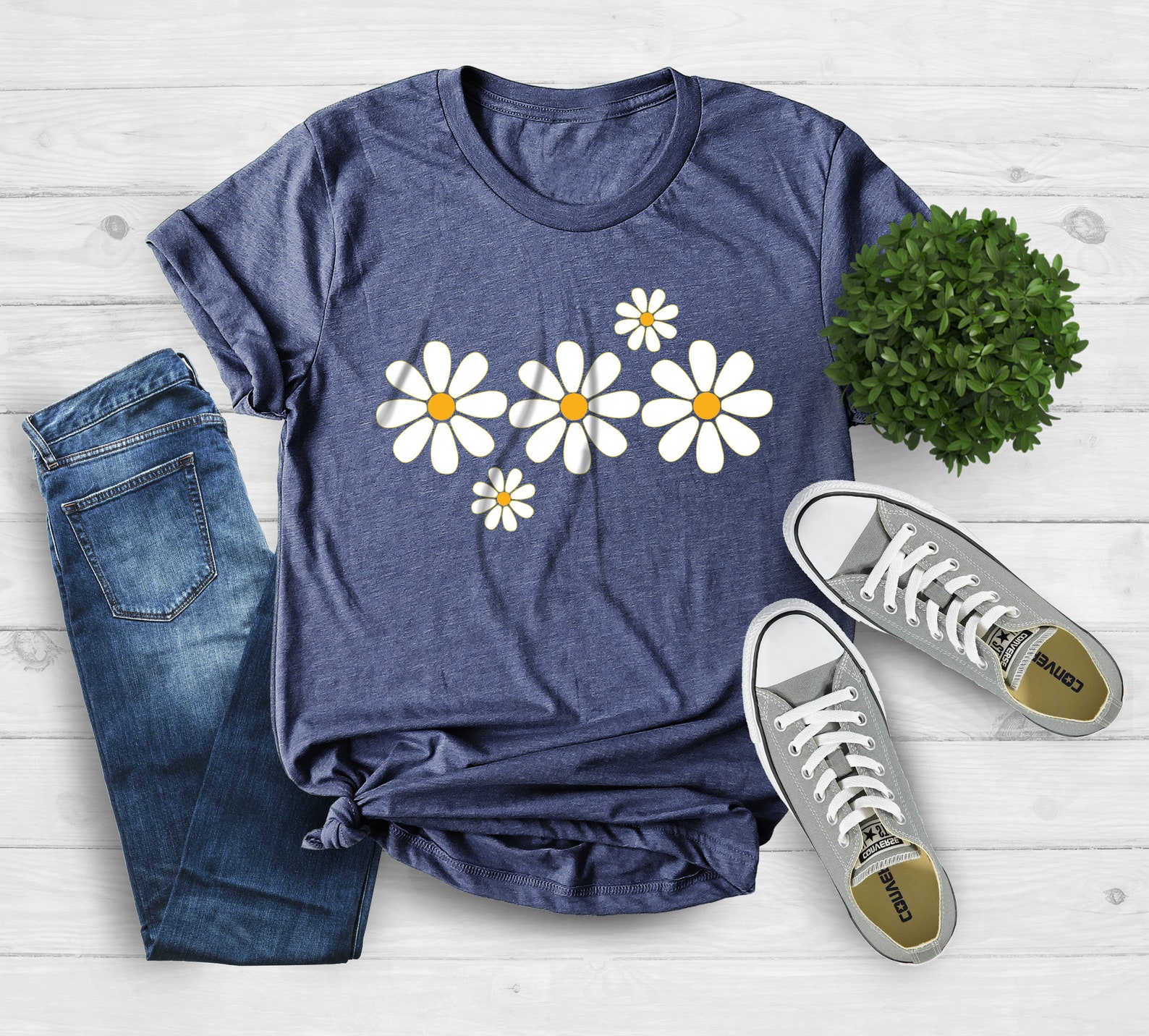 Daisy Women's Shirt Wildflower Shirt Spring Tee Daisy - Etsy