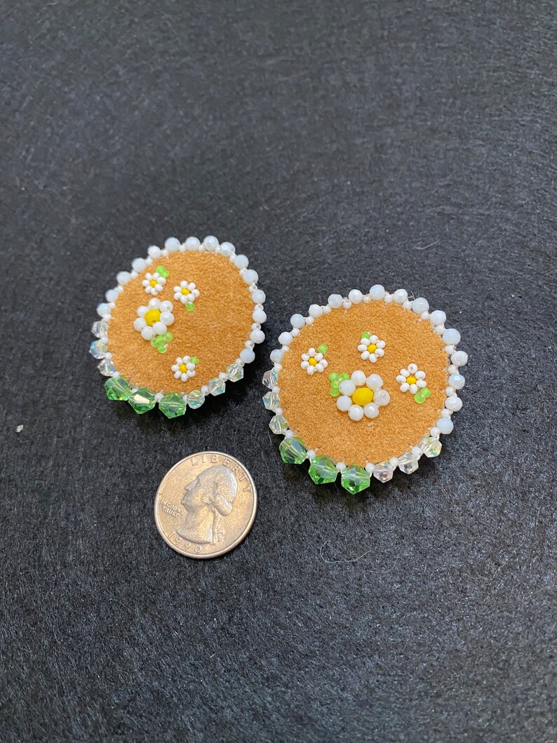 Moose Hide Daisy Earrings - Etsy