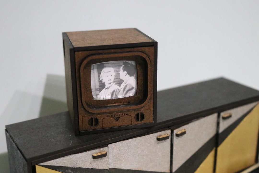 1/12 Scale 1950s TV Kit: Dollhouse Miniature Television - Etsy