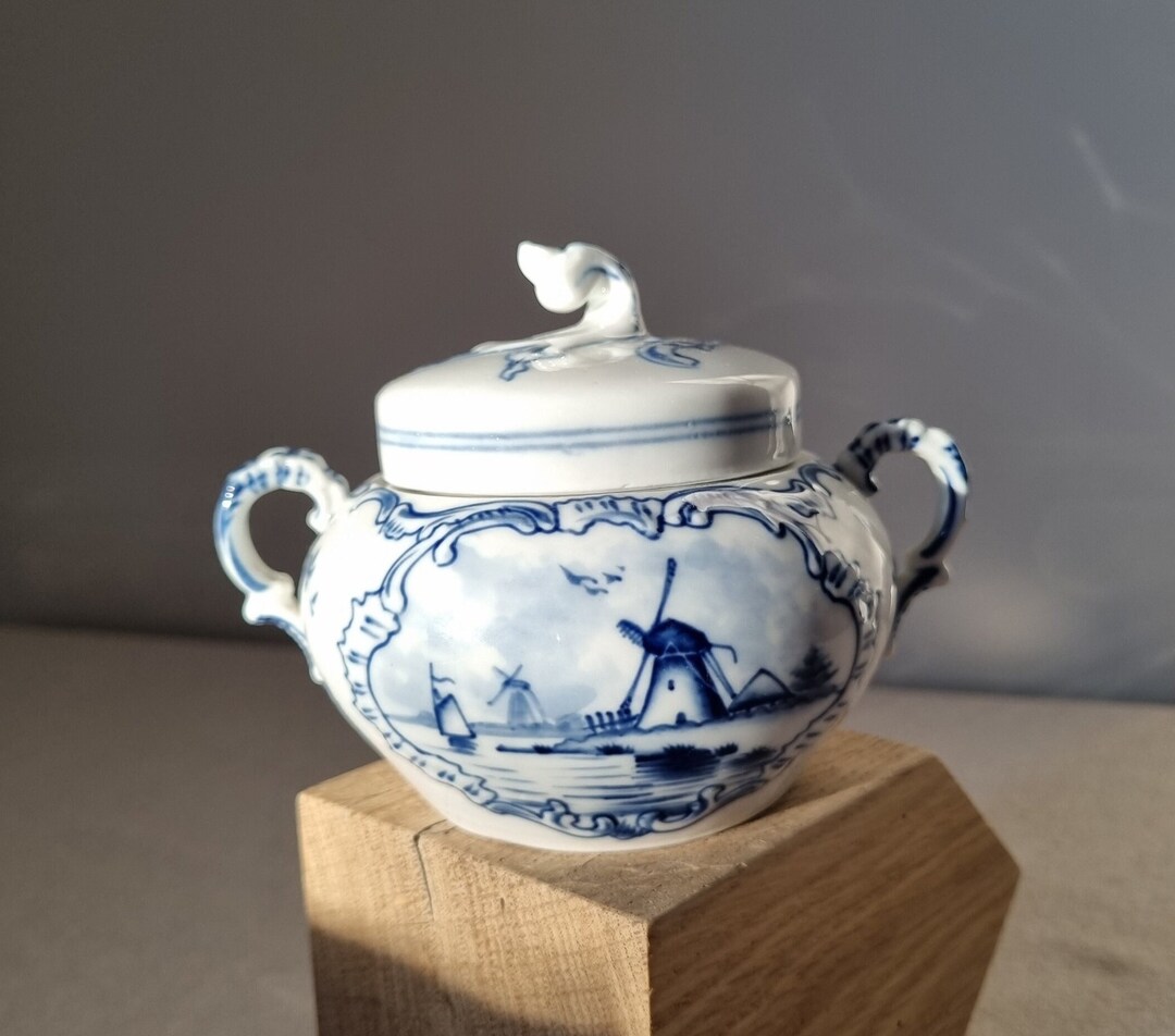 Vintage Elegant DELFT Blue Porcelain Pot - August Warnecke | Delftware ...