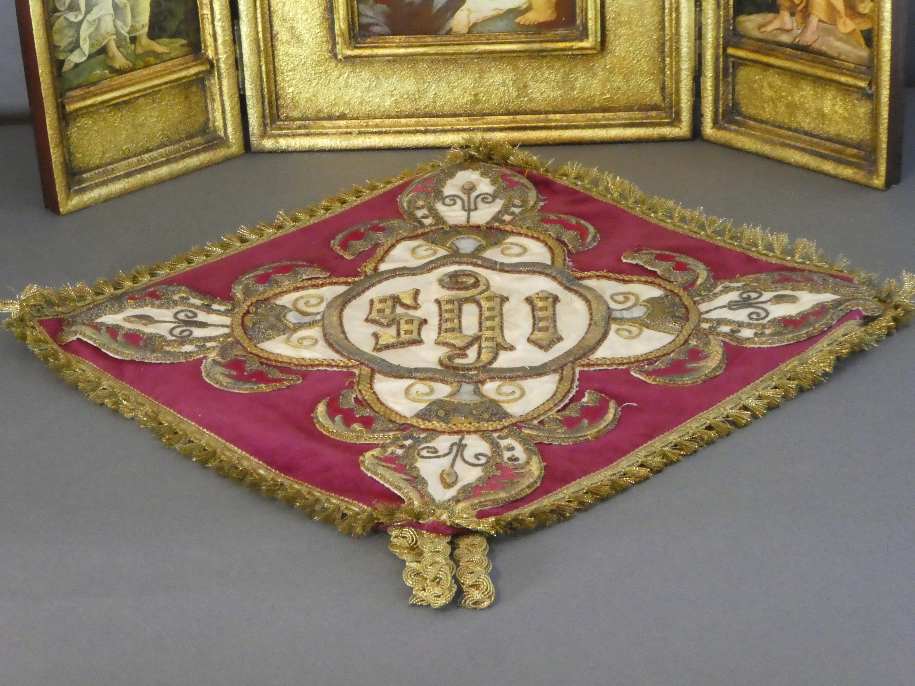 Antique Embroidery Gold Metallic Church Altar Cloth, Amazing Detailed ...