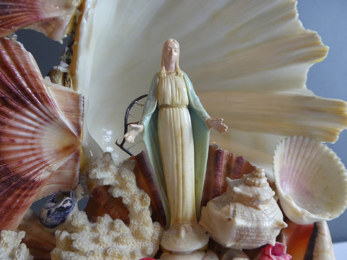 Rare Beautiful Virgin Mary in Seashells, Holy Mary Shellware Statue ...