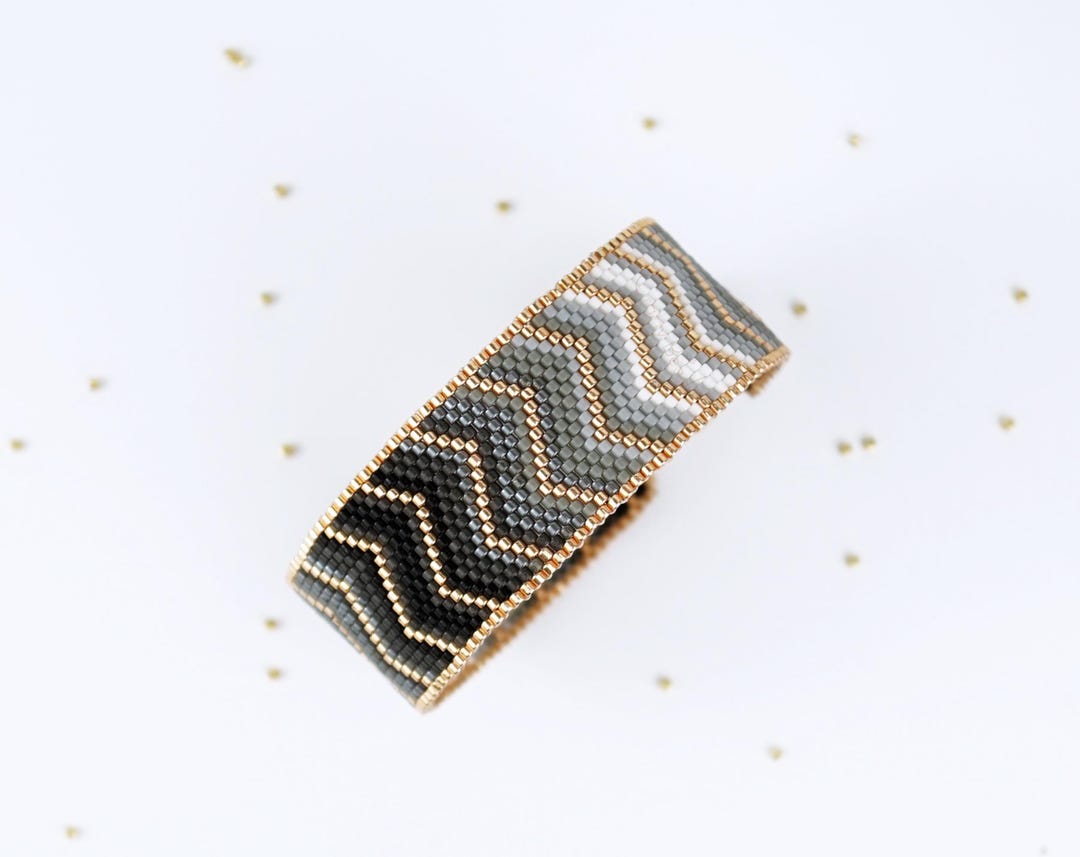 Miyuki Delica Pattern for Peyoted Bracelet With Geometric Zigzag Design ...