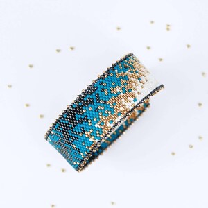 Peyote Pattern for Miyuki Bracelet. Glamorous Ombre Design With ...