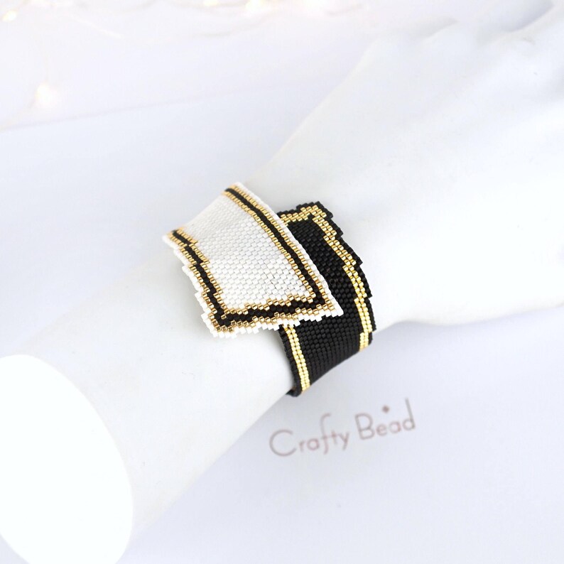 Overlapping Peyote & Brick Stitch Bracelet Pattern - Unique Minimalist ...