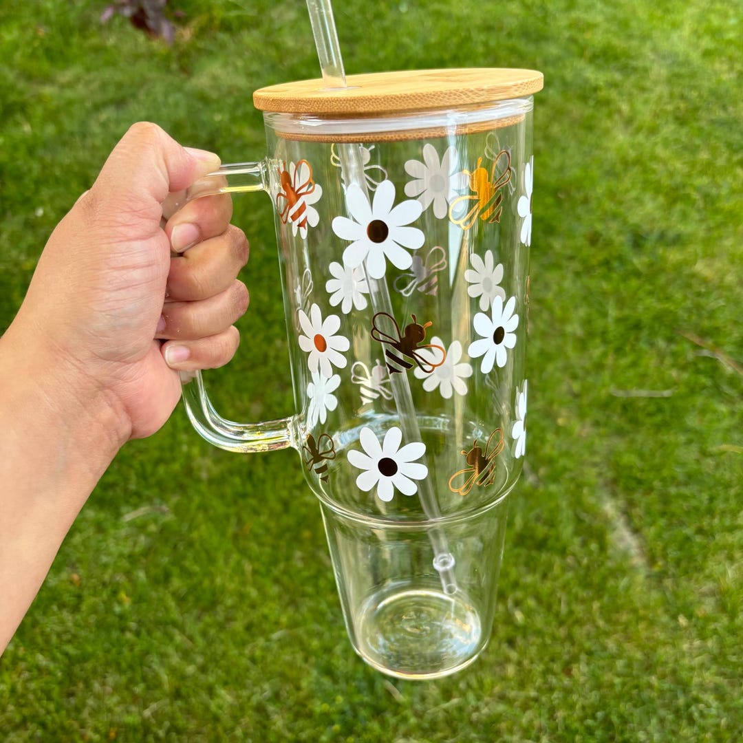 Honey Bee Daisy Glass, 40 0z Glass Tumbler With Lid and Straw, Iced ...