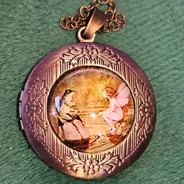 Enchanted Locket - Etsy