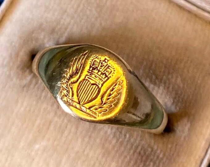Antique Claddagh Signet Ring 18ct Yellow Gold - Etsy