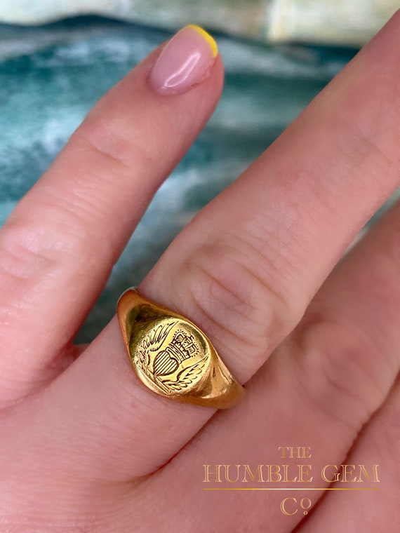 Antique Claddagh signet ring 18ct yellow gold - Gem