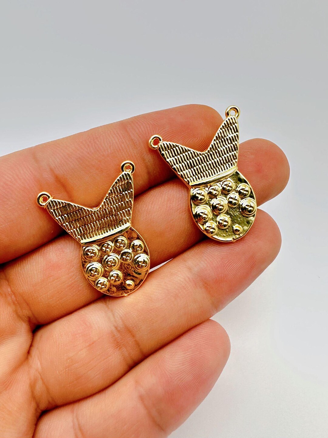 Gold Ancient Egyptian Nefertiti Backside Pendant, African Jewelry Charm ...