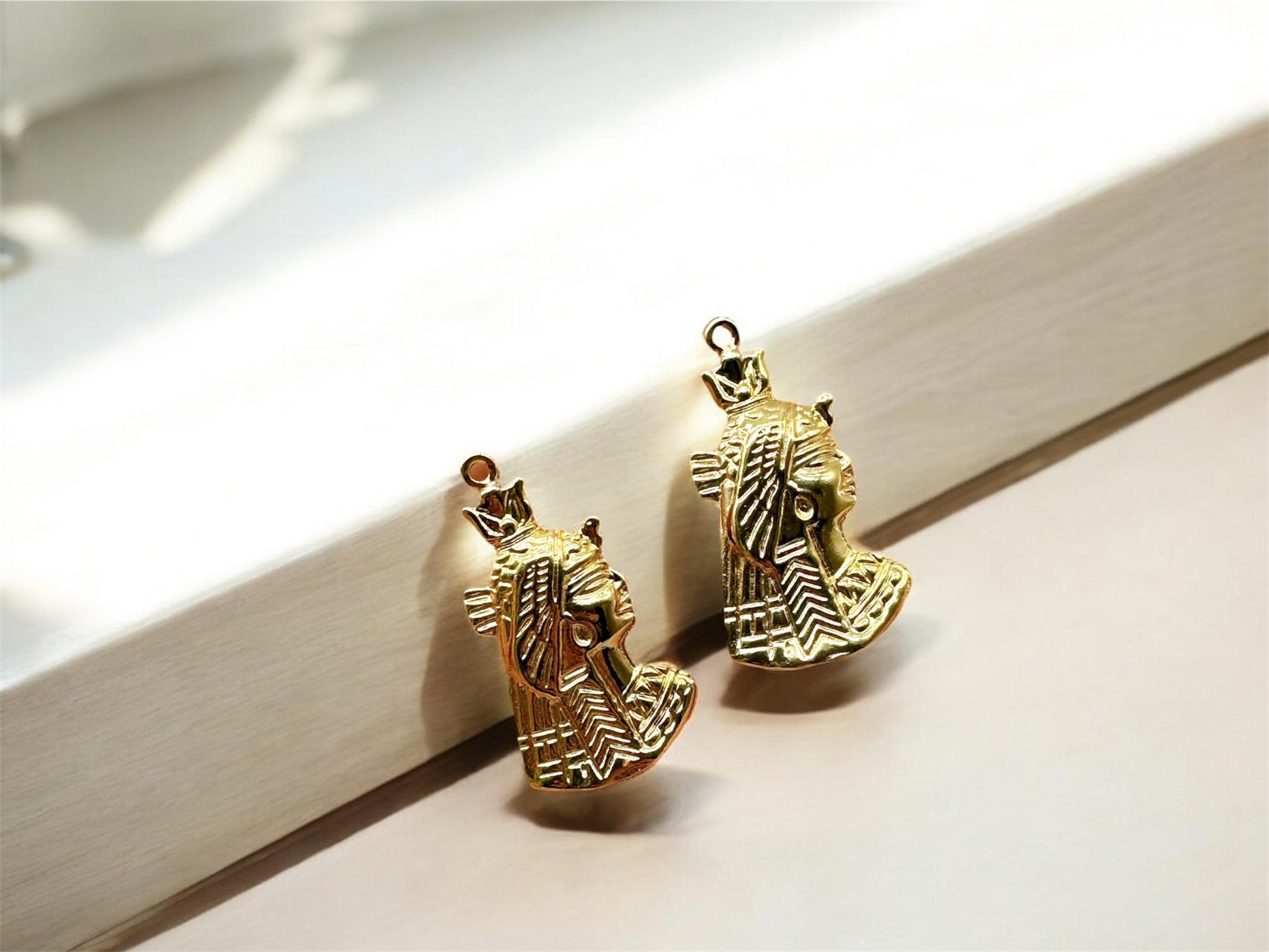 20x37 Gold Filled Cleopatra Charms, Ancient Egyptian Queen Pendants for ...