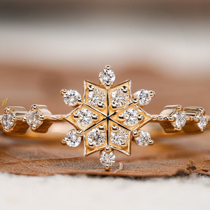 Snowflake Ring - Etsy