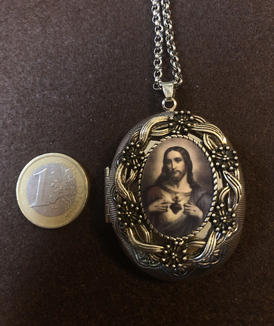 Sacred Heart of Jesus Reliquary Holds Photographs, Family Memorial ...