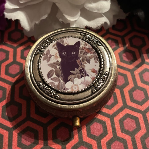 Cat Pill Box - Etsy